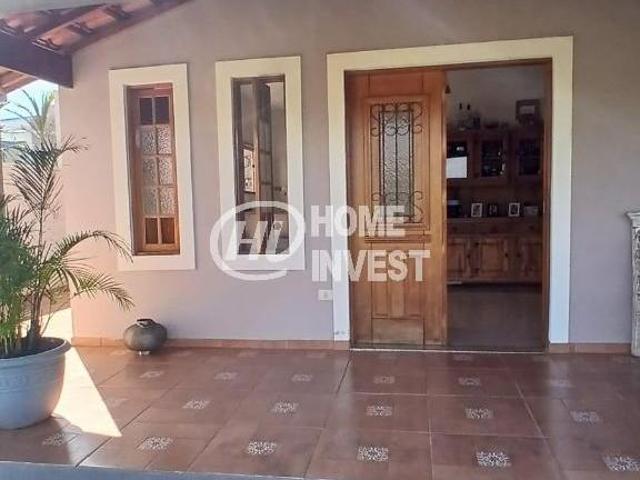Linda casa térrea no condomínio Residencial Montes Claros, em Itupeva com 3 dormitórios e vista para
