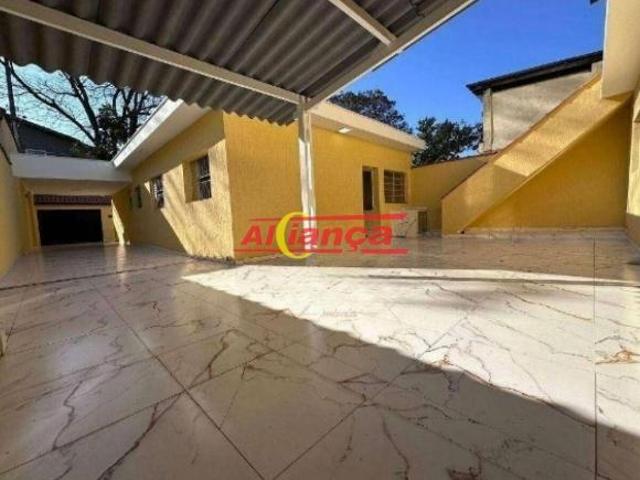 Linda Casa térrea no Jd. Maia 3 Quartos 1 Suíte 10 Vagas Residencial e Comercial