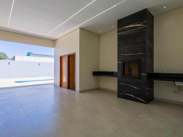 Linda casa térrea, nova, pé direito 5 metros. Cond. Bela Vista Ponte Alta