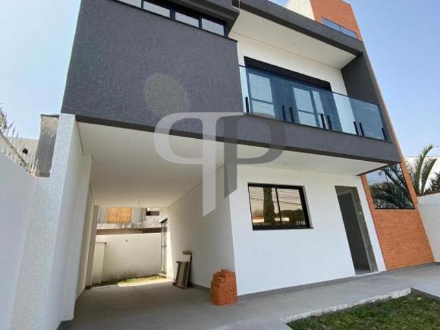 Linda casa triplex 212m2 no coracao do jardim Social, R$ 1.290.000