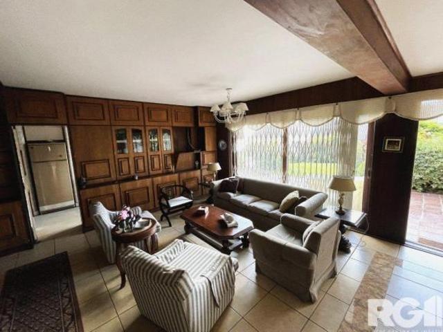 Linda Casa Vila Assunção, com vista para o rio