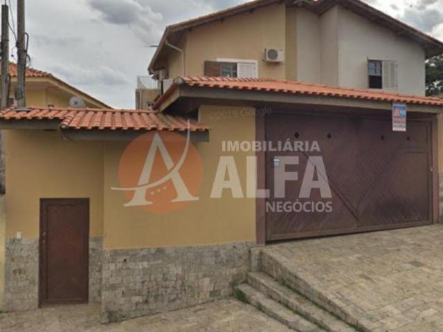 Linda Casa 03 dormitórios, suíte com closet Casa fora de condomínio Jardim Sabiá Cotia/SP