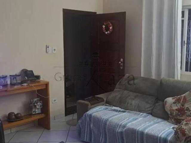 Linda Casa 3 Dormitórios Jardim América 80m² Aceita Permuta