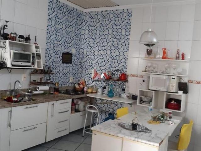 Linda Casa 3 Dorms.+Suíte muito bem localizada próxima a região central da cidade de Taubaté/SP