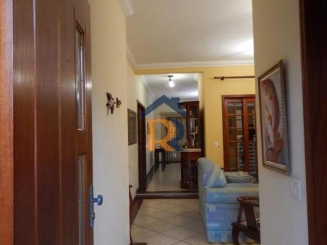 LINDA CASA, 3 SUITES, A VENDA EM CONDOMÍNIO PORTAL DE ITU