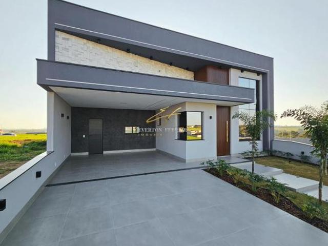Linda Casa, 3 Suítes, sendo 1 Master com Closet, Escritório e Piscina,Indaiatuba