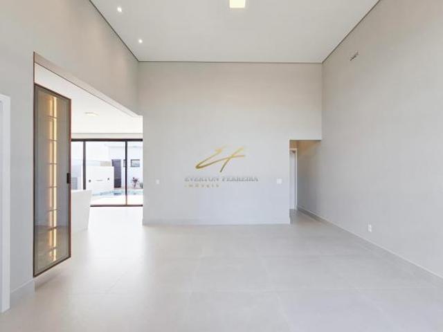 Linda Casa, 3 Suítes, sendo 1 Master com Closet, Escritório, Piscina, Indaiatuba
