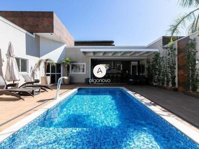 LINDA CASA / 3 QTOS / 7 VAGAS / LAZER COMPLETO