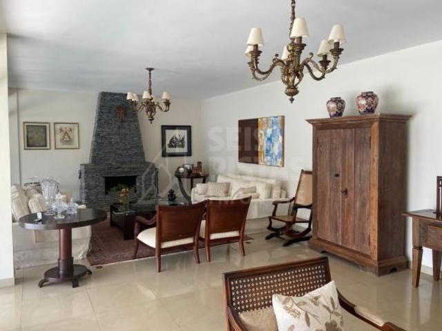 Linda Casa 4 Suítes Área construída de 986 m² Mangabeiras
