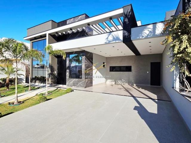 Linda Casa, 4 Suítes, sendo 1 Master c/Closet, Escritório, Piscina em Indaiatuba