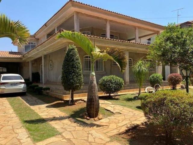 LINDA CASA 4 QUARTOS DE ALTISSÍMO PADRÃO NA VICENTE PIRES