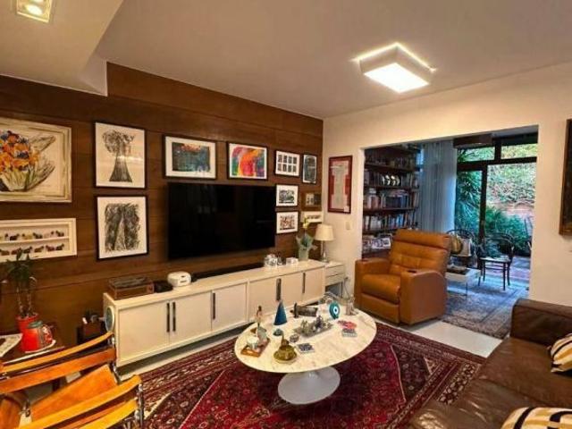 Linda casa