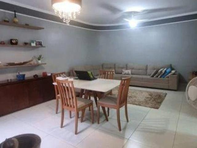 Linda casa