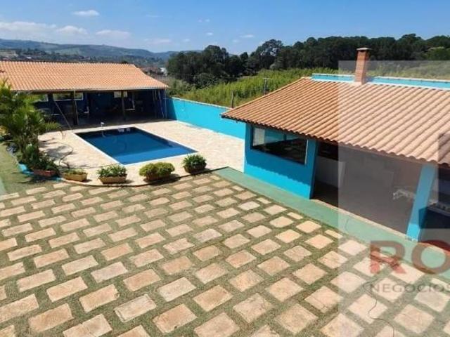 LINDA CHÁCARA MOBILIADA COM 711 M²/CASA SEDE E PISCINA À VENDA EM MAIRINQUE