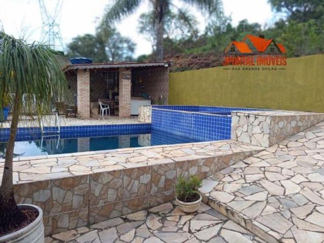 Linda Chácara no Alto do Paraíso – Conforto, Lazer e Tranquilidade!