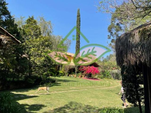 Linda chácara no Jardim das Laranjeiras Itatiba/SP