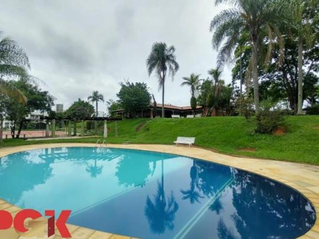Linda Chácara à venda, 10.800m², Bairro Marambaia, Vinhedo SP
