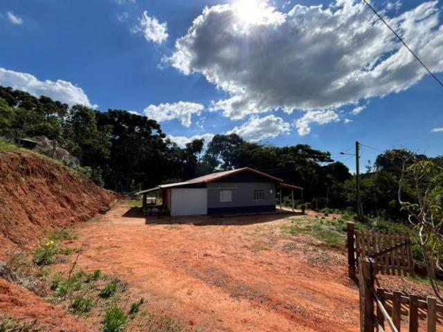 Linda Chácara à Venda em Toledo MG 3.400 m²