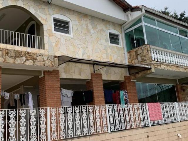 Linda Chácara com 1000m² Cidade Sta Isabel SP