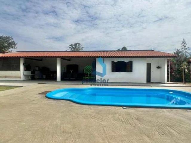 LINDA CHÁCARA COM 1.800 M² – COMPLETA!