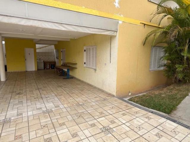 Linda chácara com vista para a represa em Igaratá SP