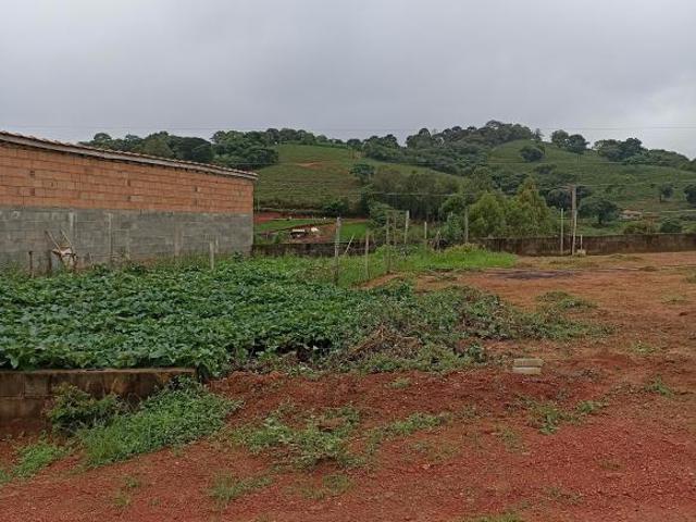 Linda chácara com excelente vista
