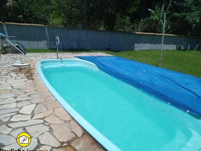 Linda Chácara com piscina amplo jardim em Ana Dias a poucos minutos do centro de Peruíbe 4km