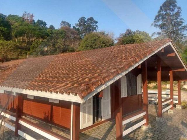 Linda Chácara de 34.215 m² com Casa Principal Casa caseiro Galpão na Estância São Paulo