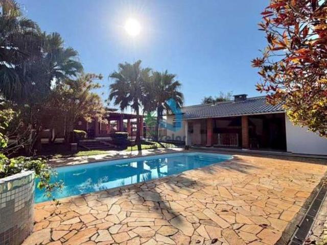 LINDA CHÁCARA EM MAIRINQUE/SP – 2.500m² COM 500m² DE ÁREA CONSTRUÍDA!