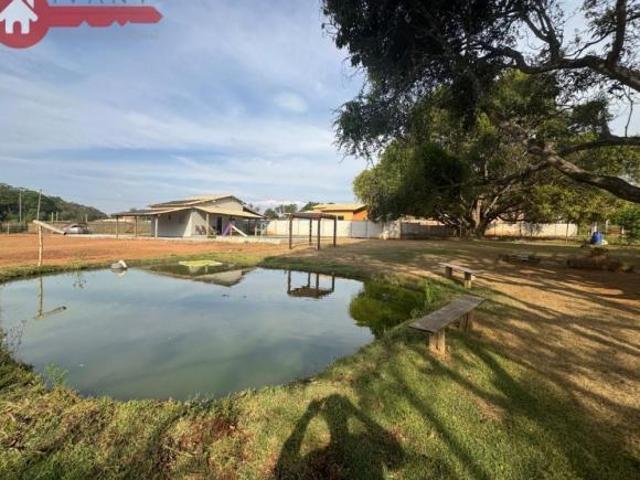 Linda Chácara em Mateus Leme MG Ideal para moradia ou lazer!