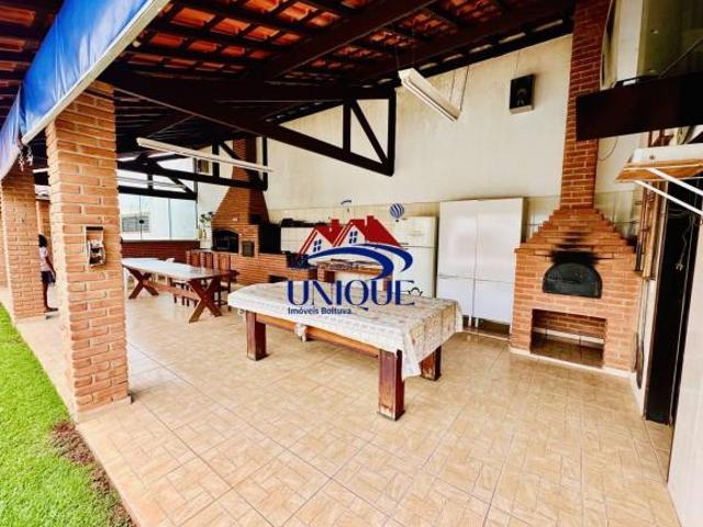 LINDA CHÁCARA EM CONDOMÍNIO NO CENTRO DA CIDADE DE BOITUVA SP À VENDA