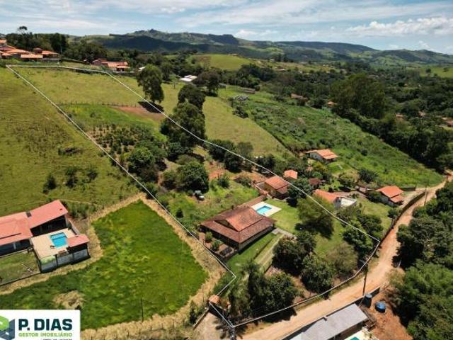 Linda chácara escriturada a venda em Socorro, Interior de São Paulo
