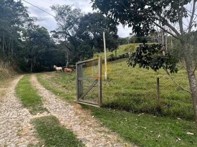 LINDA CHACARA PARA VENDA EM PARAIBUNA COM 20.000 M² E RIACHO!