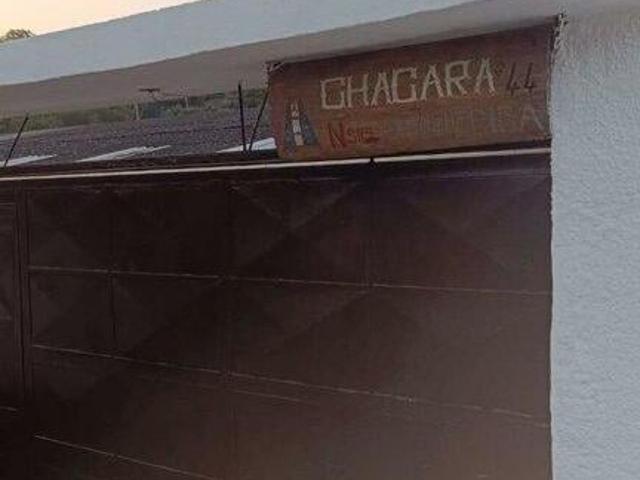 LINDA CHACARÁ PEROLA NEGRA SANTO AMARO
