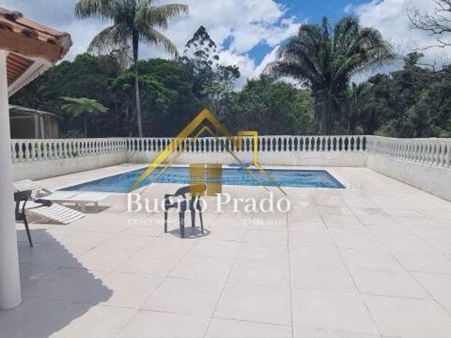 LINDA CHÁCARA 100% INTEGRAÇÃO A NATUREZA E COM ÓTIMA METRAGEM