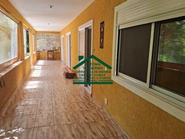 LINDA CHÁCARA–4717M²AT–240M²AC–4SUÍTES–EDÍCULA–POMAR–12VAGAS–LAMBARI–GUARAREMA/S