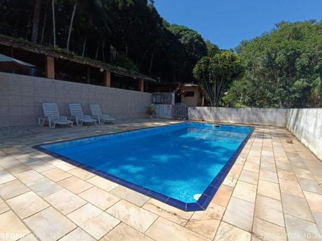 Linda Chácara 9.890m² c/Piscina à 2.4km do Centro de Juquitiba SP
