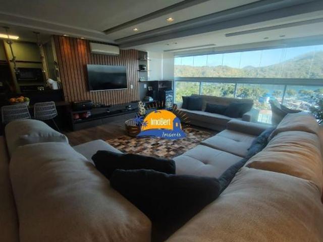 Linda cobertura com vista deslumbrante e muito luxo!