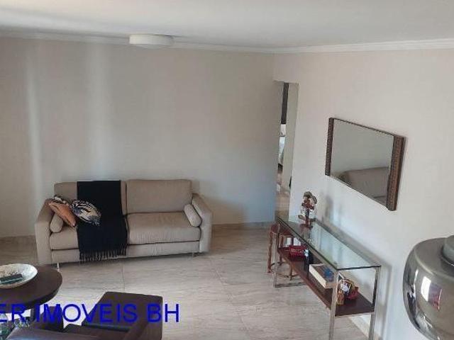 Linda Cobertura com 5 quartos, 2 suites, elevador e 03 vagas venha conhecer essa espetacular cobertu