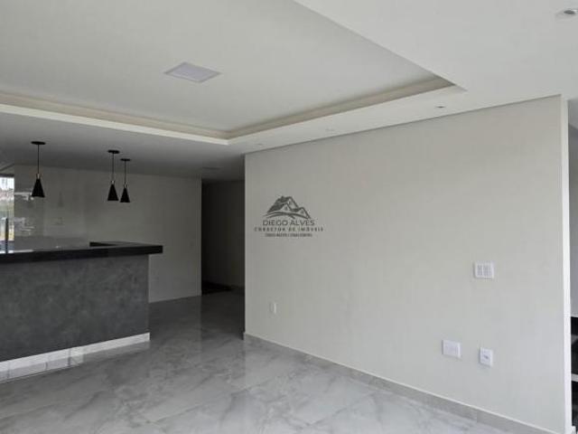 LINDA COBERTURA À VENDA COM 204M², 3 QUARTOS NOVINHA, GUARUJÁ MANSÕES, BETIM