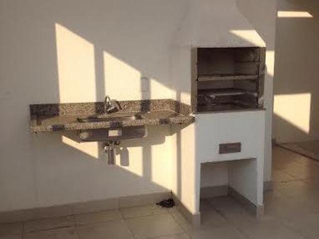 Linda Cobertura bem localizada, nova com lazer completo. Imperdivel!