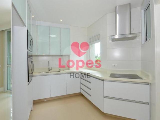 Linda Cobertura Duplex no Centro Cívico