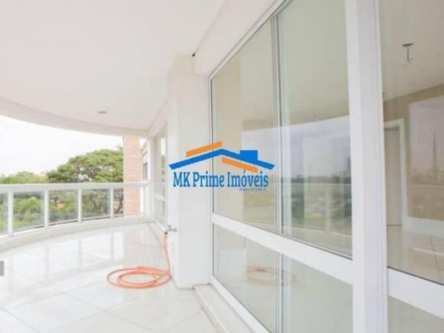 Linda Cobertura Duplex com 417 m², 3 suítes e 6 vagas em Perdizes!