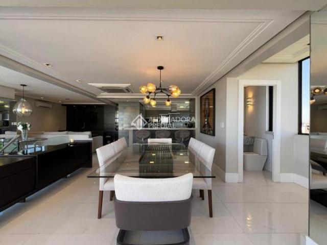 Linda cobertura duplex de alto padrão, totalmente mobiliada, no coração de Canoas!