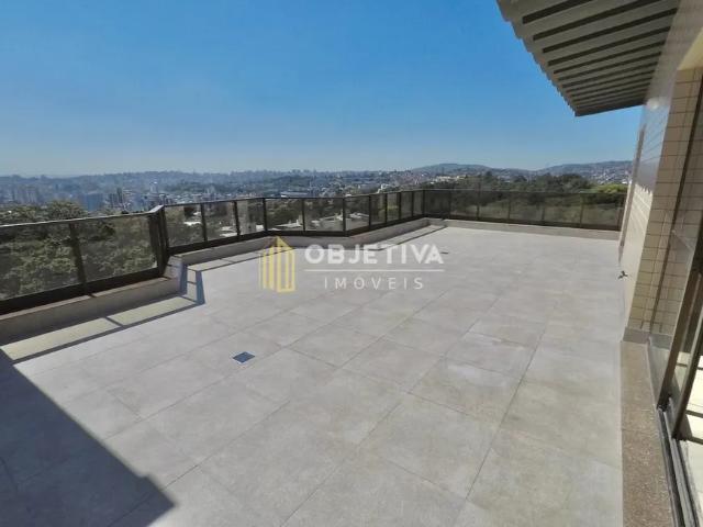 Linda cobertura para venda com vista para o Guaíba!