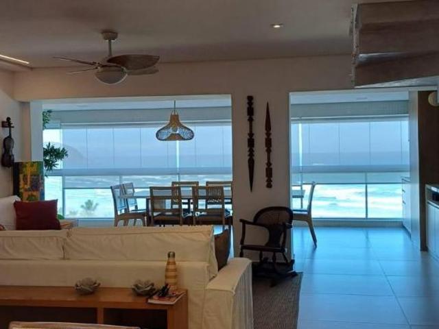 Linda cobertura para venda, na Riviera, 300m², 5 suítes, 3 vagas