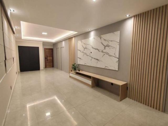 LINDA COBERTURA PENTHOUSE PRÓXIMO A PRAIA EM SANTOS