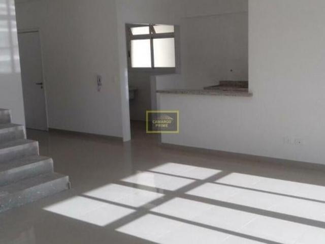 Linda Cobertura próximo da Praia e Centro