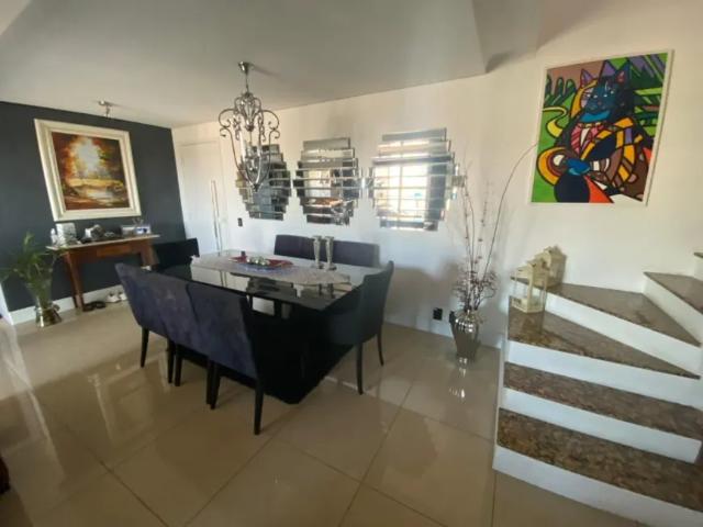 Linda Cobertura vista para Paulista, piscina privativa, 03 vagas Vila São Francisco