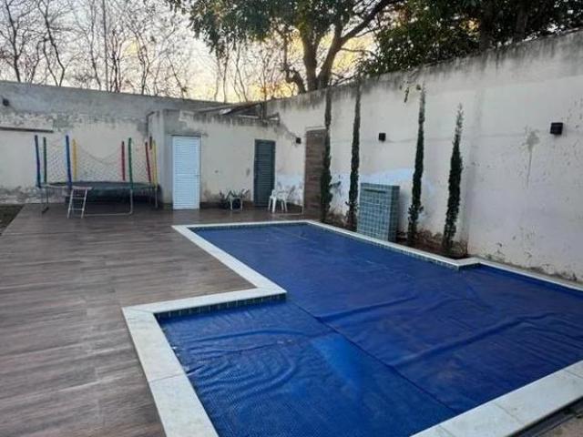 LINDA E AGRADÁVEL CASA, COM PISCINA E ÁREA GOURMET NA PONTE ALTA GAMA DF